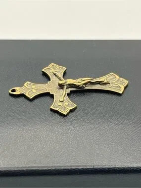 Jewelry | Jesus Cross Crucifix Religious Gold Tone Pendant Vintage ...